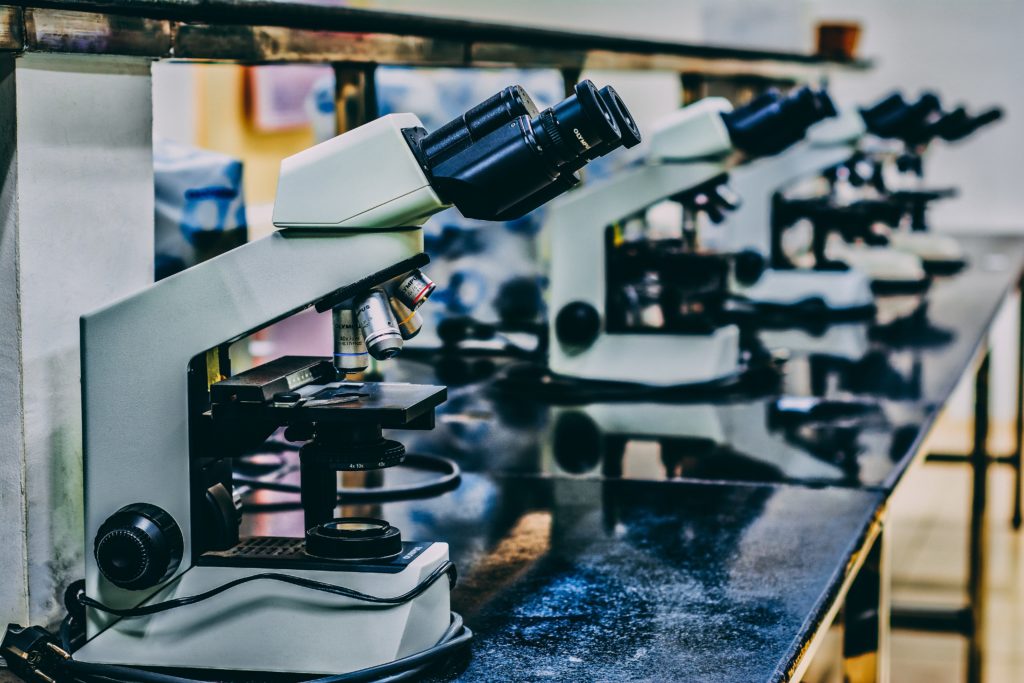 La Bible et la science (Richard Gaffin) · Revenir à l'Évangile